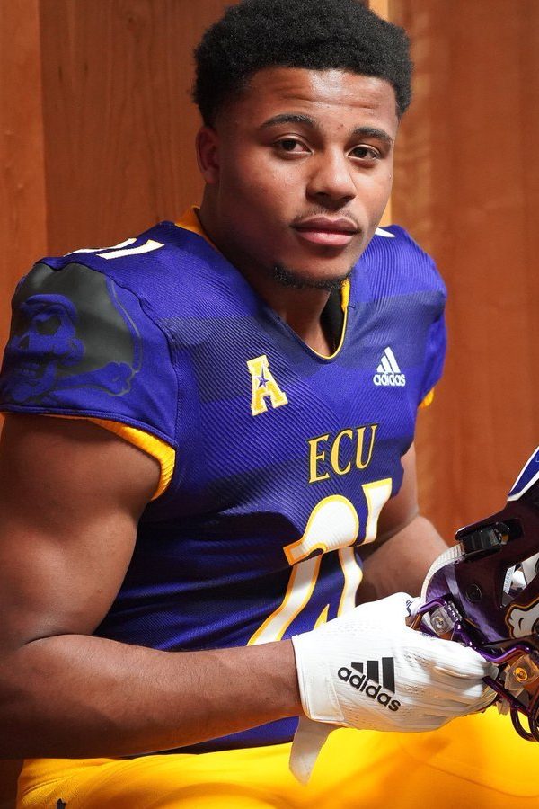 Palmetto State bruiser Martin picks Pirates