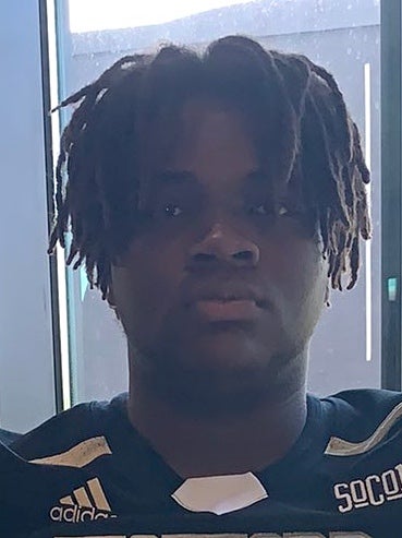 Pirates project lineman Durant as center