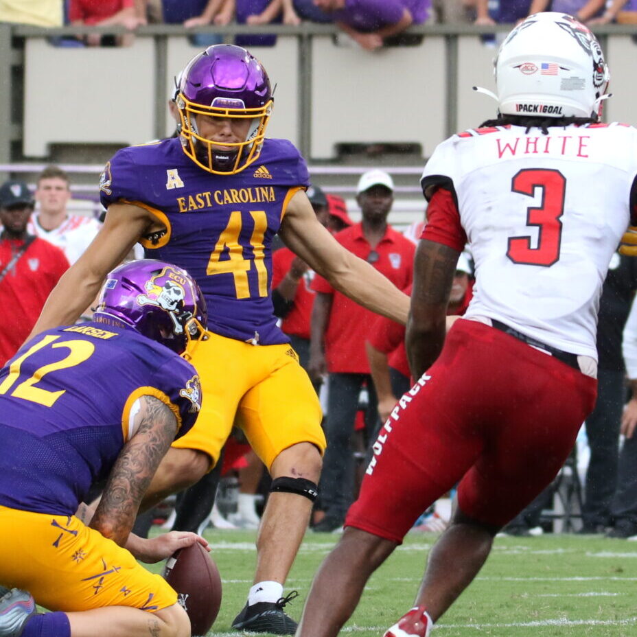 Pirates’ chance sails wide right