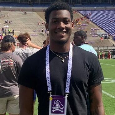 Pirates land coveted Spartanburg quarterback